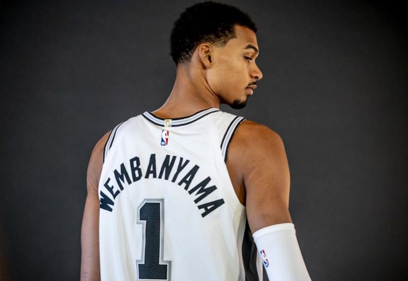 "Teambaas Toto Wolff staat dicht bij verkoop deel van zijn aandelen in Mercedes F1" | StarSportTV