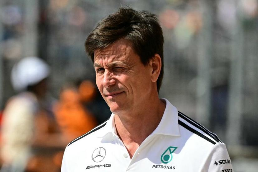 "Teambaas Toto Wolff staat dicht bij verkoop deel van zijn aandelen in Mercedes F1" | StarSportTV