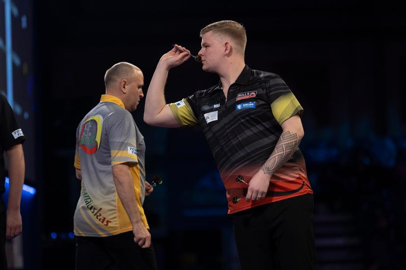 Slovak Darts Open - Nederlander Wessel Nijman houdt Mike De Decker uit ...